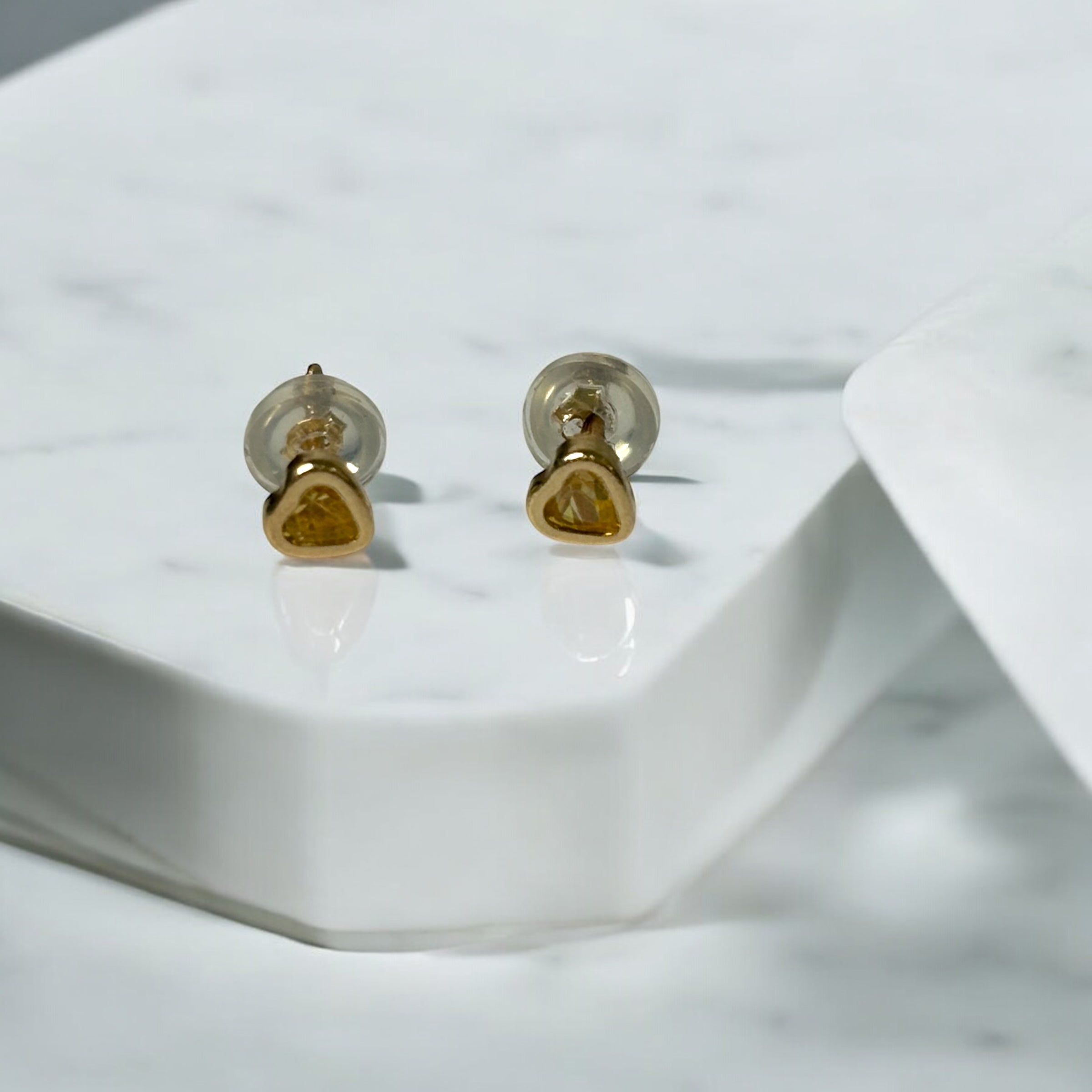 14K Yellow Gold Heart Yellowstone Stud Earrings / 0.5gr – C4G Jewelers
